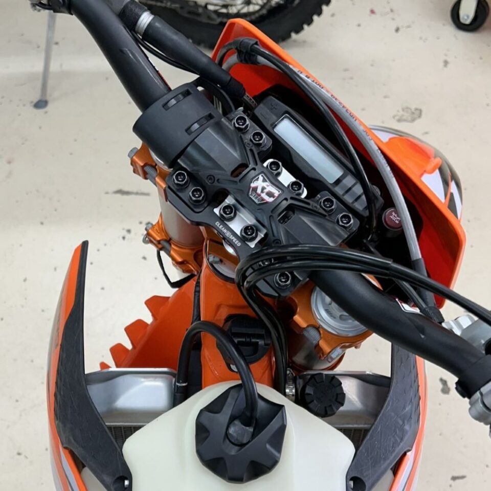 Cable Guide for XC Gear Mako 360 Mounts – Clean Speed